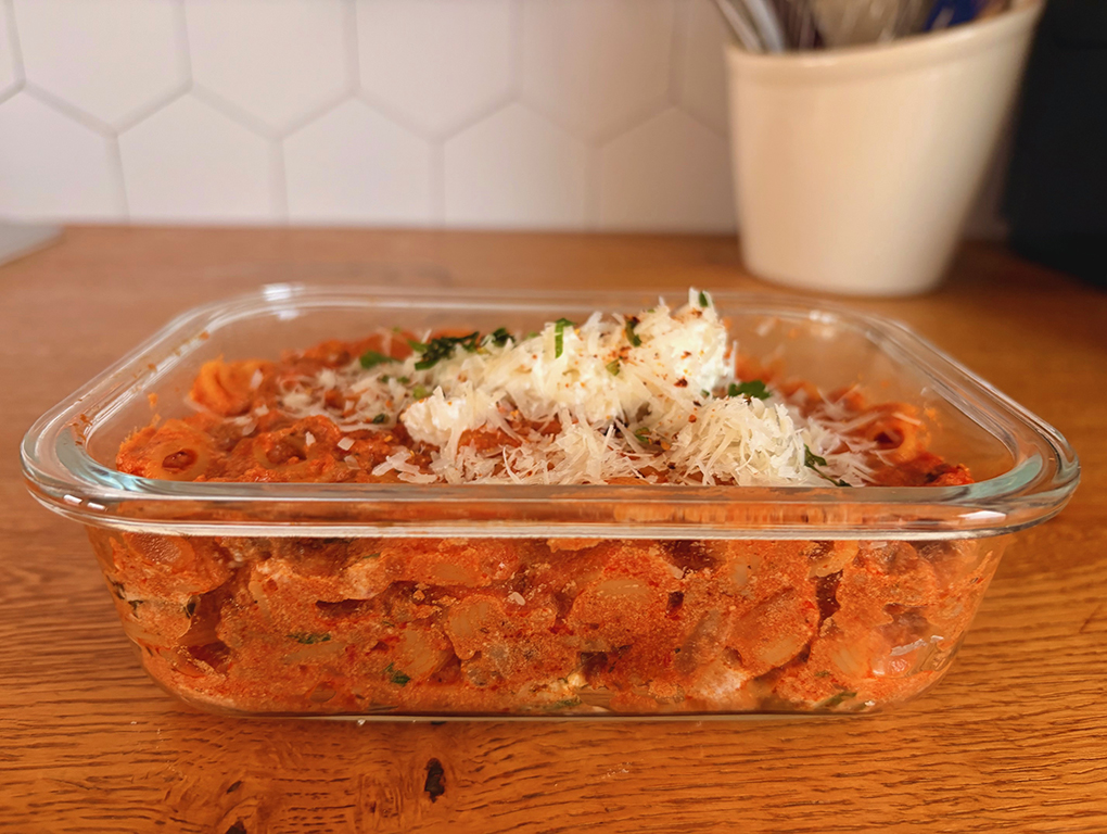 Paste cu sos de carne tip bolognese – reteta rapida intr-o singura ...