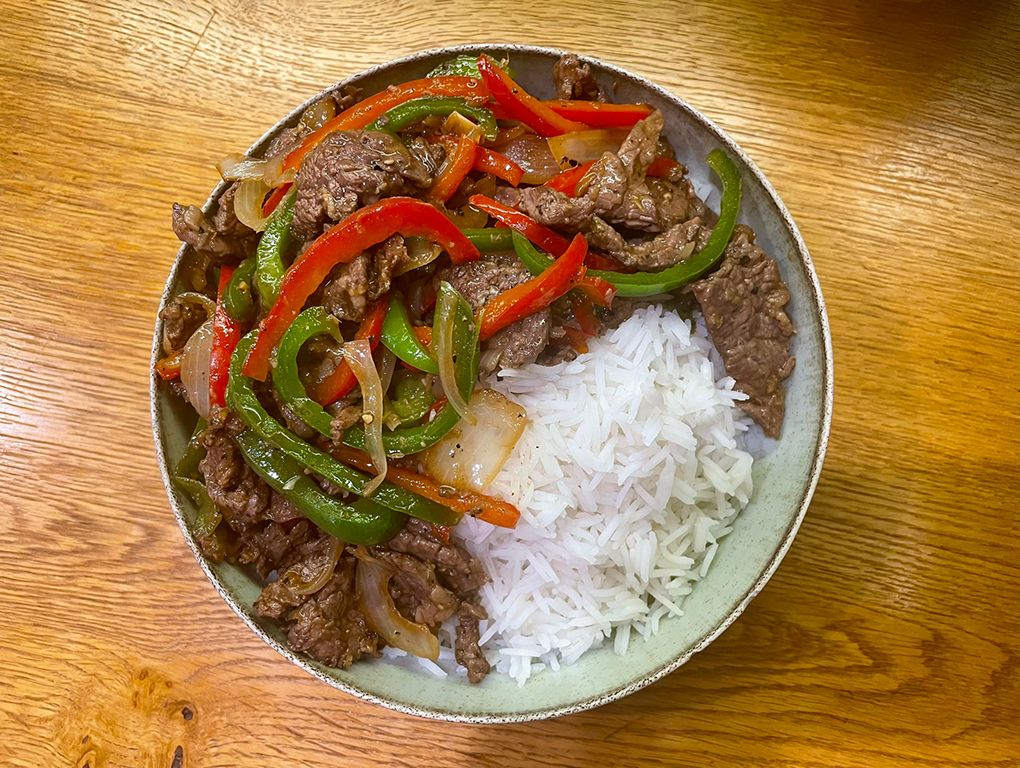 Carne de Res con Pimienta Negra - e-Retete